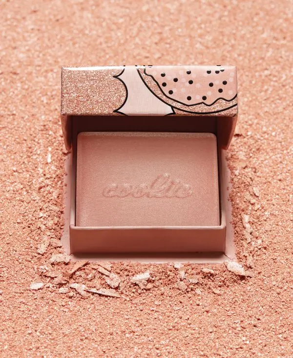 BENEFIT COSMETICS And Powder Highlighters - Cookie