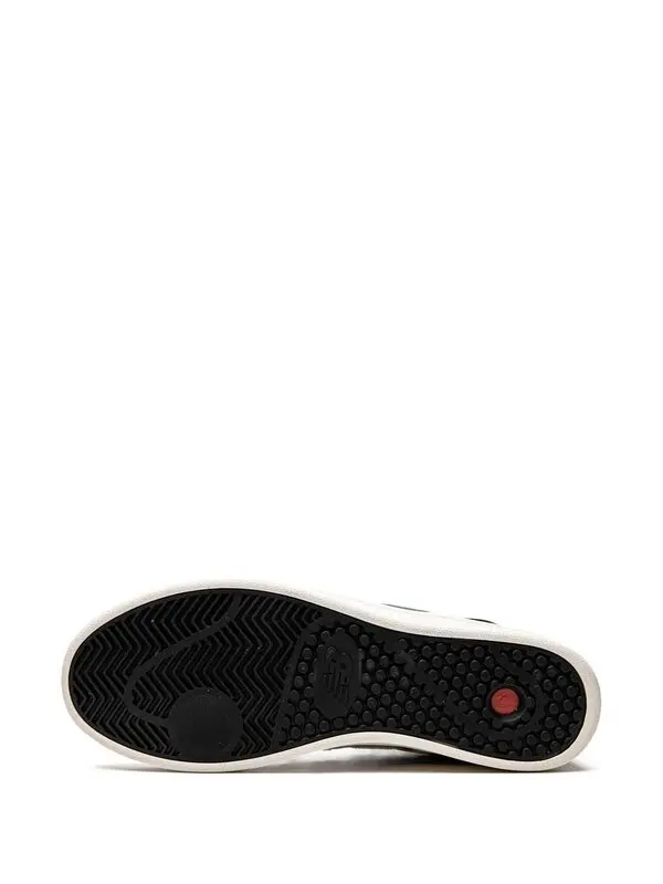 NEW BALANCE 300 Court Low-top Sneakers