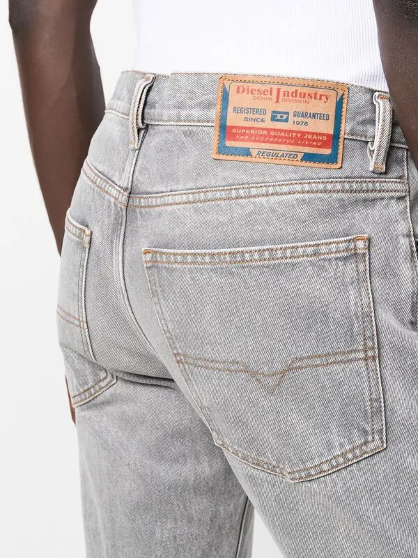 DIESEL® 1995 Straight-leg Jeans - Grey