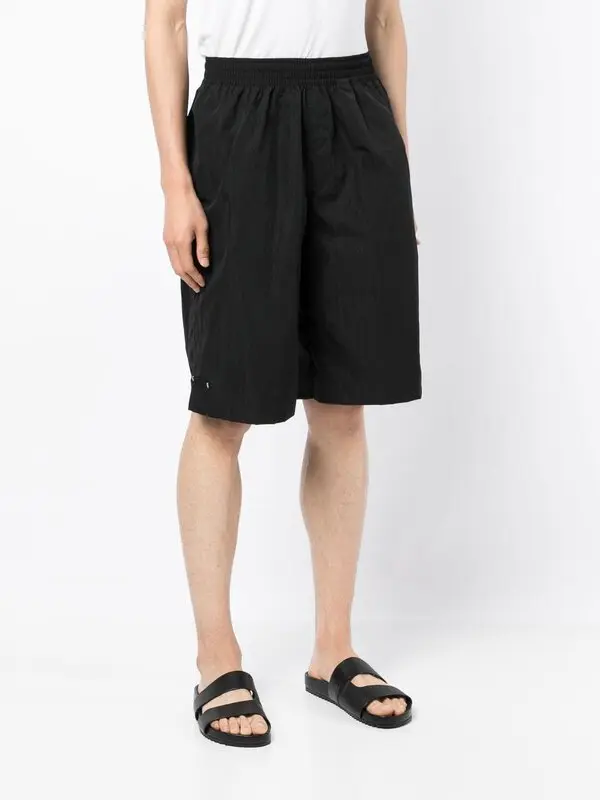 TRIBE AND TRUE Crinkle-effect Knee-length Shorts