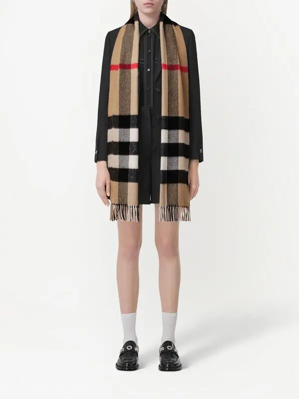 Burberry Checked Cashmere Scarf - Neutrals