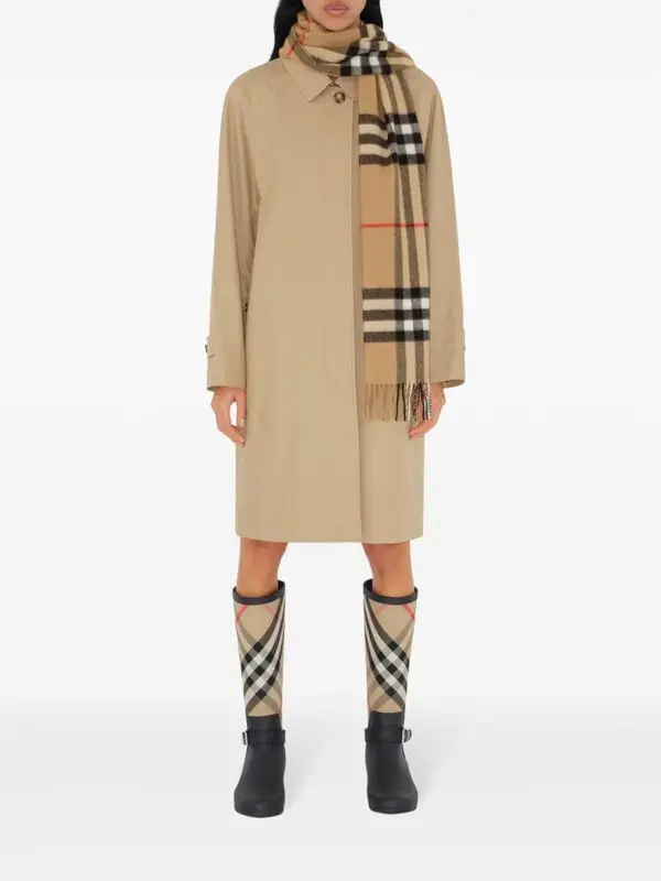 Burberry The Classic Check Cashmere Scarf