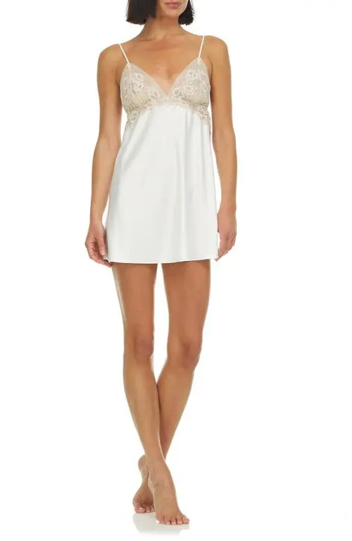 Flora Nikrooz Rosa Charm Chemise - Ivory