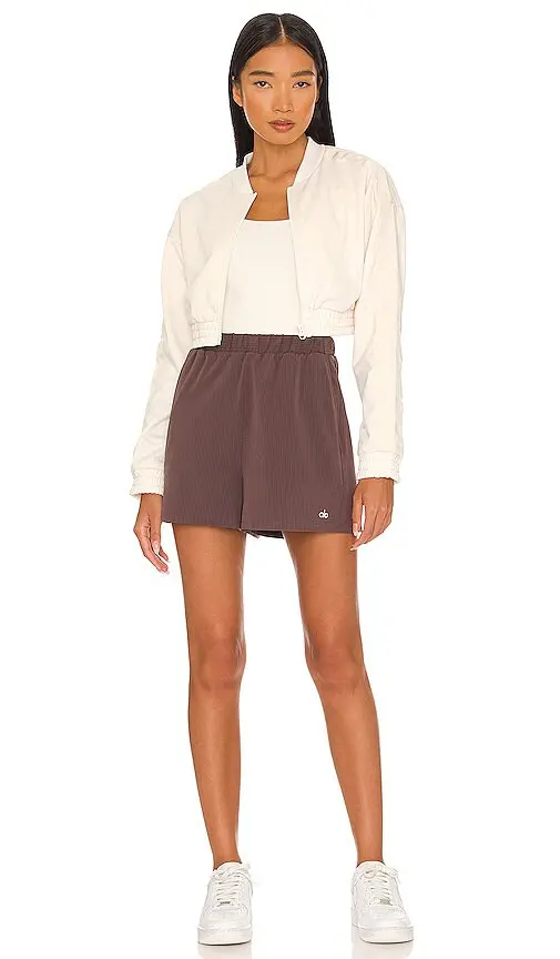 Alo Yoga Ready Set Short In Brown