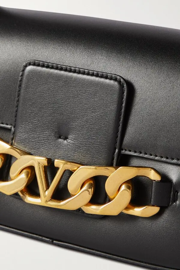 Valentino Garavani Vlogo Chain Embellished Leather Shoulder Bag