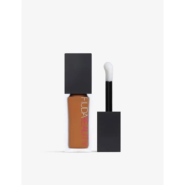 HUDA BEAUTY Fauxfilter Luminous Matte Liquid Concealer 9ml - Butterscotch