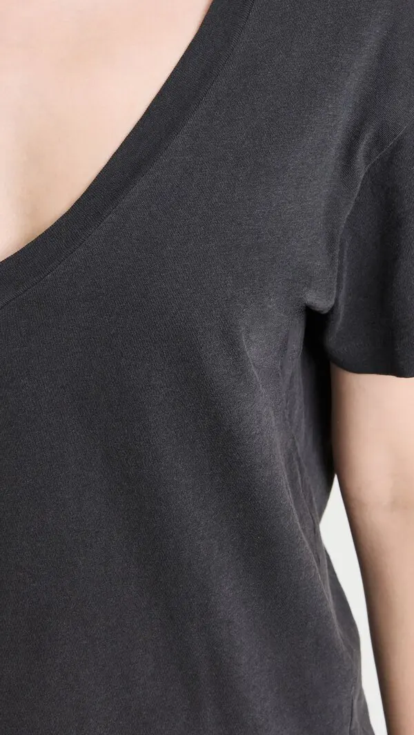 The Great. V Neck Tee