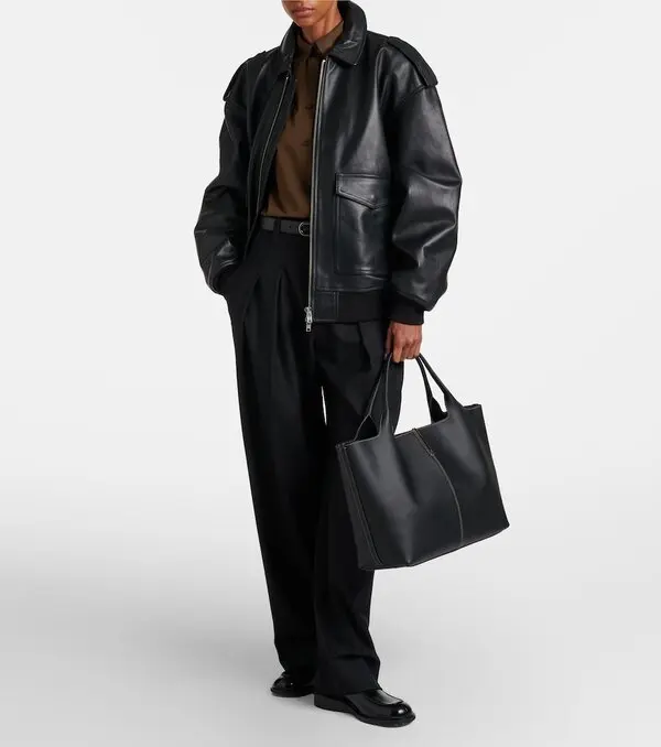 TOD'S Medium Leather Tote - Black