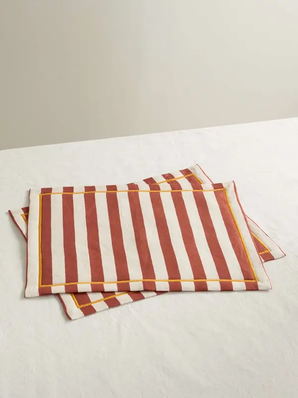 La DoubleJ Set Of Two Printed Linen Placemats - Red