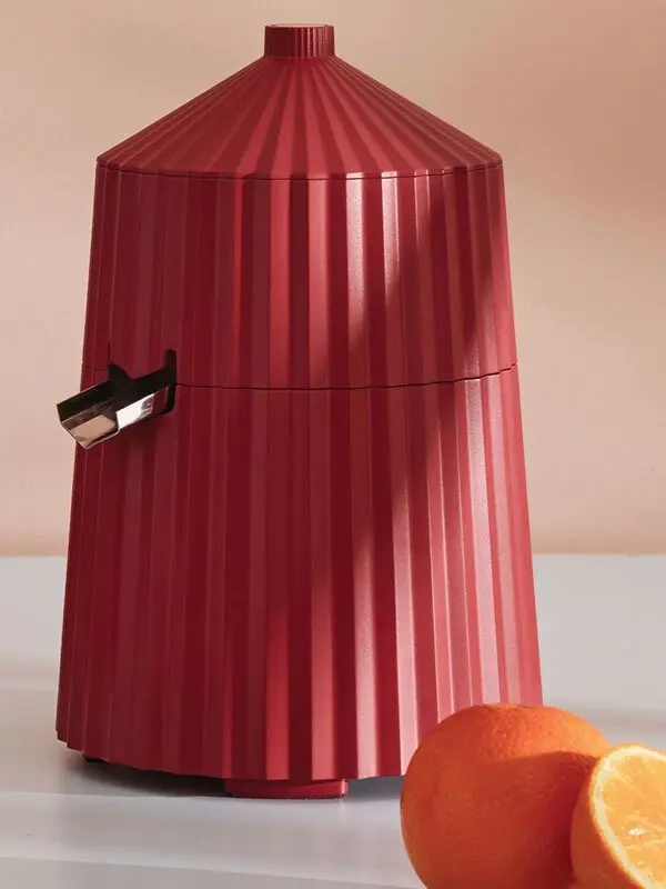 ALESSI Plissé Citrus Squeezer - Red