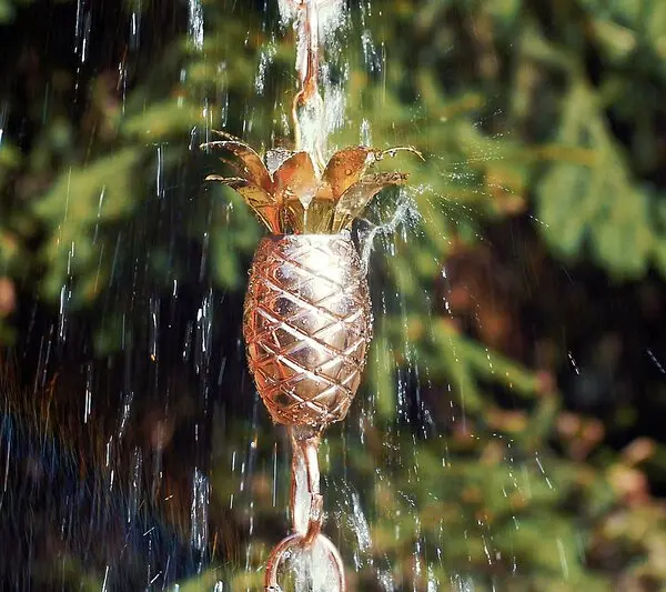 GOOD DIRECTIONS Pure Copper Pineapple 8.5' Rain Chain Good D Irections