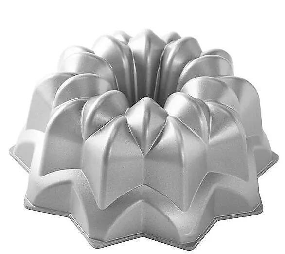 NORDICWARE Vintage Star Bundt Pan - One-color