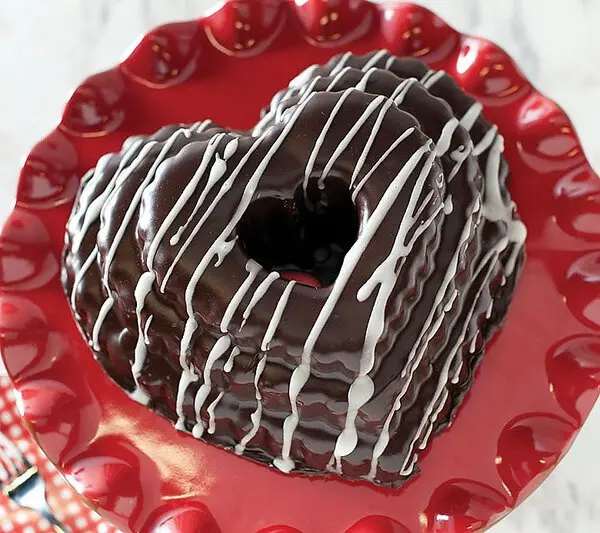 NORDICWARE Tiered Heart Bundt Pan