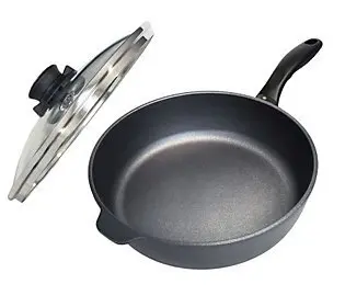 SWISS DIAMOND 10' Saute Pan With Lid - One-color