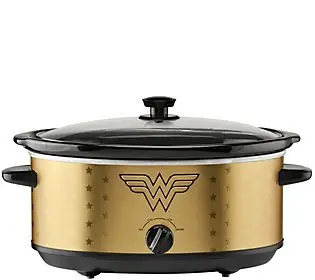 WONDER WOMAN Dc Comics 7-qt Oval Slow Cooker - One-color