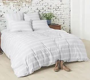 C&F HOME Carol&frank Mason Queen Duvet Cover - One-color