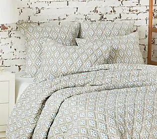 C&F HOME Liam Sky Queen Quilt By