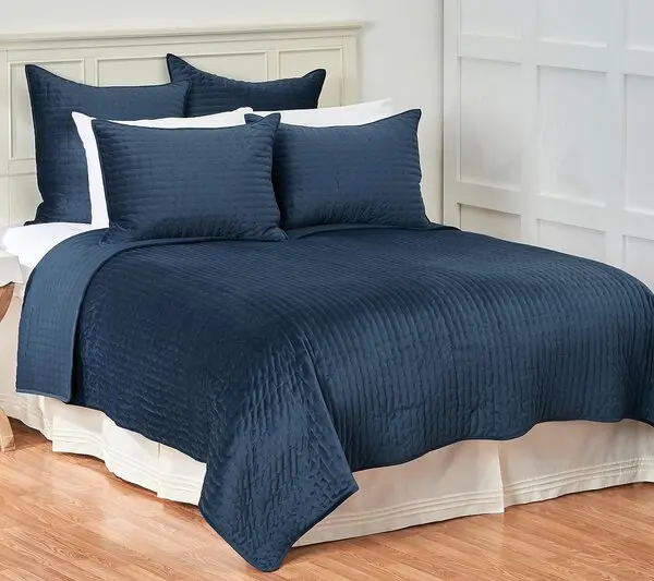 C&F HOME Lapis Velvet Twin Quilt Set - One-color