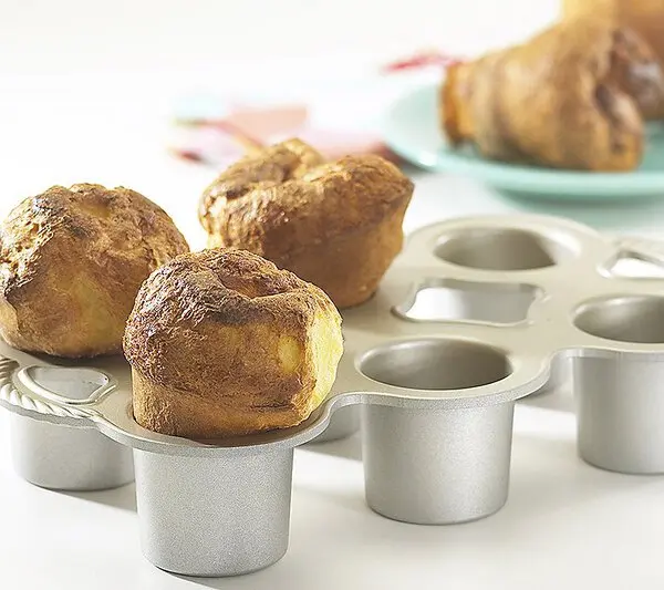 NORDICWARE Crown Muffin/popover Pan