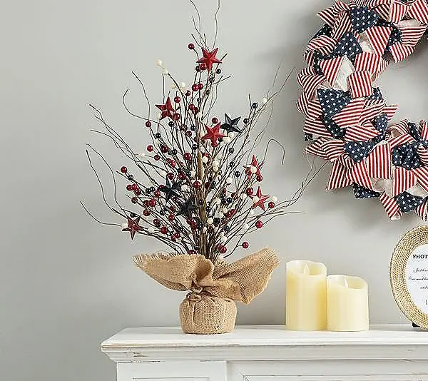 GLITZHOME Bouquet Of Berry And Stars Americana Ble Top Tree - One-color