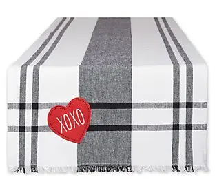 DESIGN IMPORTS 14' X 72' Heart Xoxo Plaid Table Runner - One-color