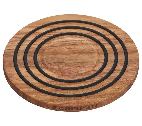 LE CREUSET 8' Magnetic Wooden Trivet - One-color