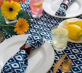 DESIGN IMPORTS Ikat Outdoor Tablecloth 60' Roun D