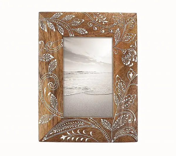 FORESIDE HOME & GARDEN 4' X 6' Floral Henna Pho To Frame - One-color