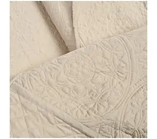 LUSH DECOR Medallion Scallop 3 Pc Qn Bedspread