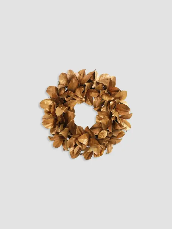 WINWARD HOME Holiday Magnolia Gold Leaf Wreath