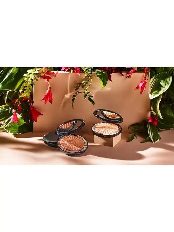 CHANTECAILLE Perfect Blur Pressed Powder
