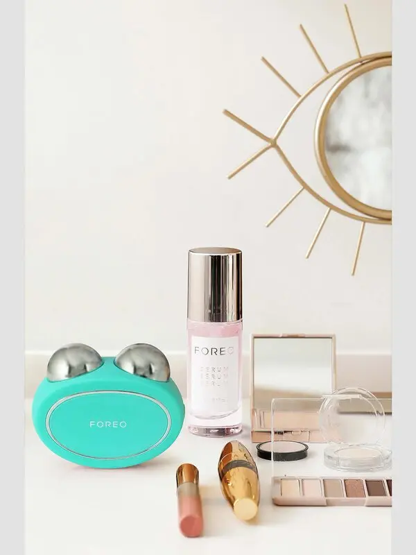 Foreo Bear Microcurrent Device - Mint