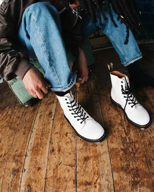 Dr. Martens 1460 Vintage Made Boots - White