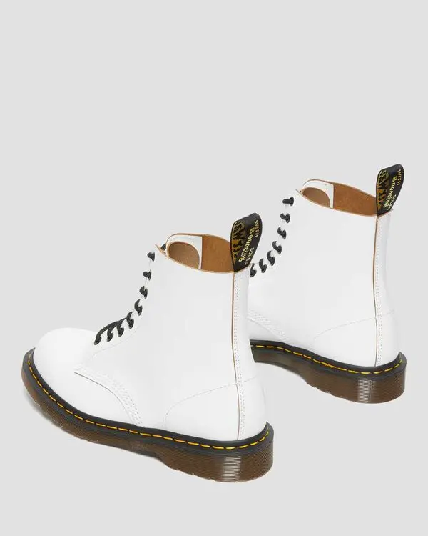 Dr. Martens 1460 Vintage Made Boots - White