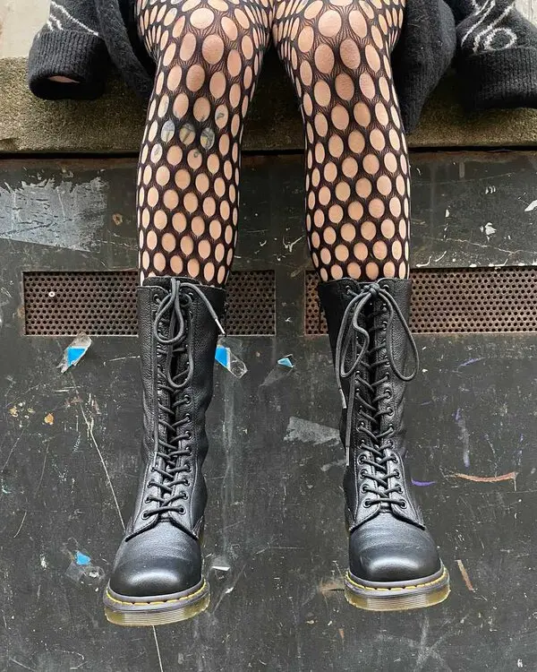 Dr. Martens 1b99 Virginia Leather Mid-calf Boots