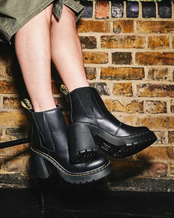 Dr. Martens Spence Leather Flared Heel Chelsea Boots - Black