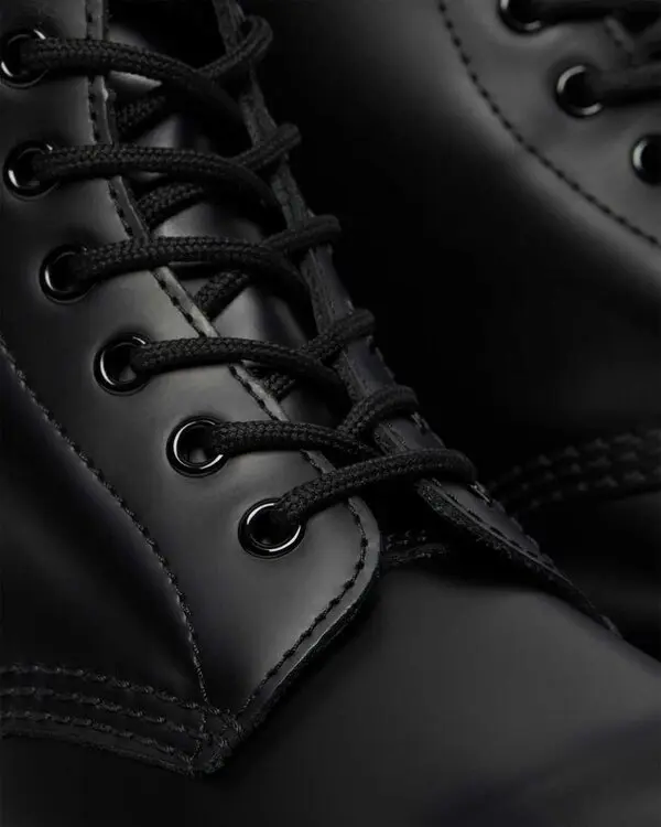 Dr. Martens 1460 Smooth Leather Lace-up Boots - Black