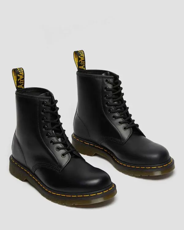 Dr. Martens 1460 Smooth Leather Lace-up Boots - Black