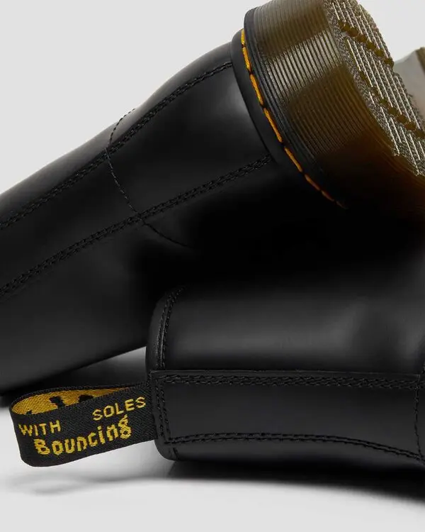 Dr. Martens 1460 Smooth Leather Lace-up Boots - Black