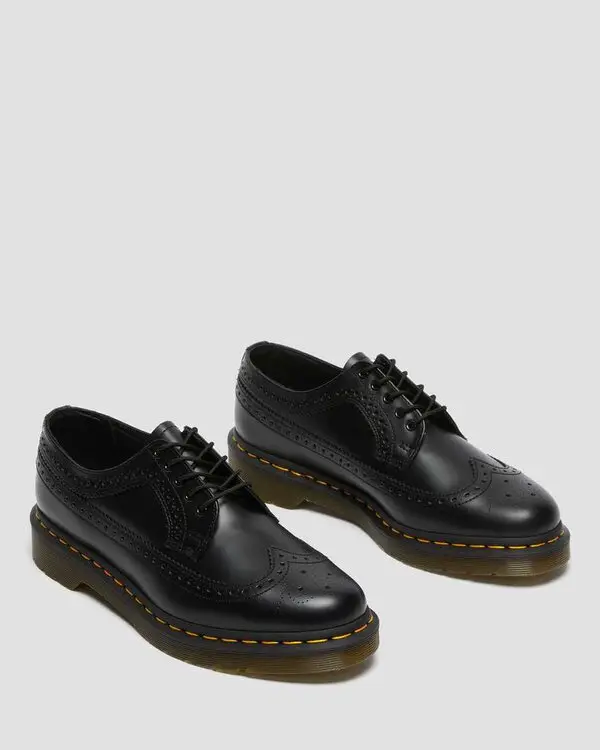 Dr. Martens 3989 Smooth Leather Brogue Shoes - Black