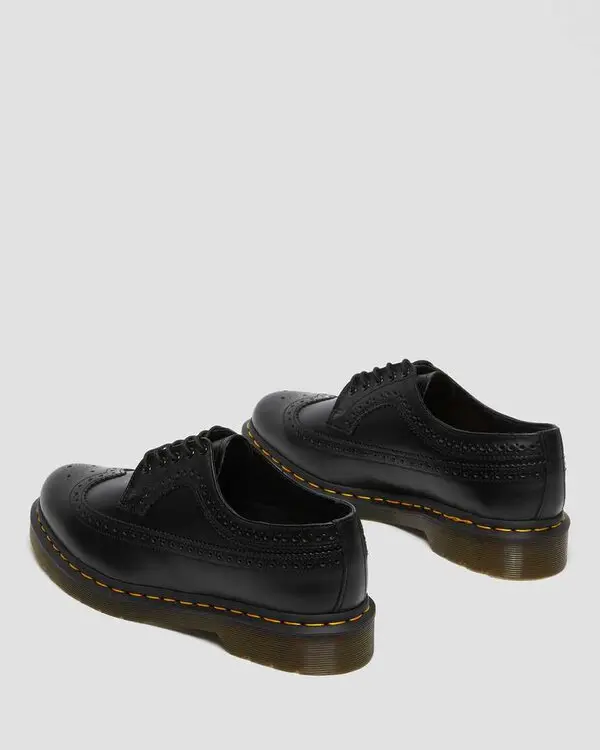 Dr. Martens 3989 Smooth Leather Brogue Shoes - Black