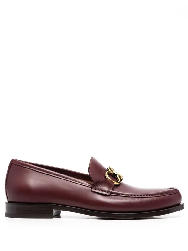 FERRAGAMO Gancini Plaque Loafers - Purple