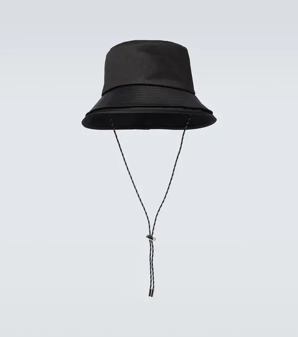 Sacai Cotton Bucket Hat In Black - 30% Off | Editorialist display picture 3