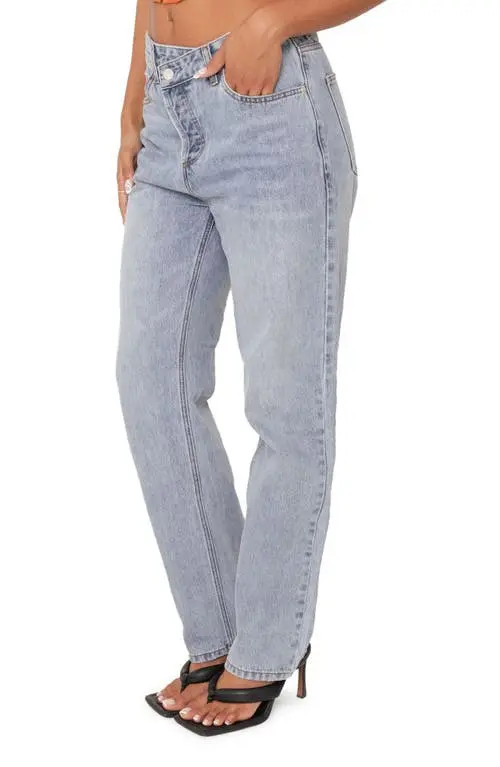 EDIKTED Crossover Boyfriend Jeans