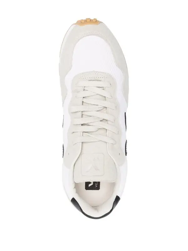 VEJA Logo-patch Low-top Sneakers