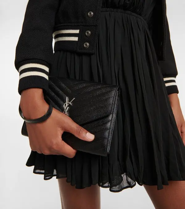 Saint Laurent Cassandre Leather Clutch With Chain Strap - Black