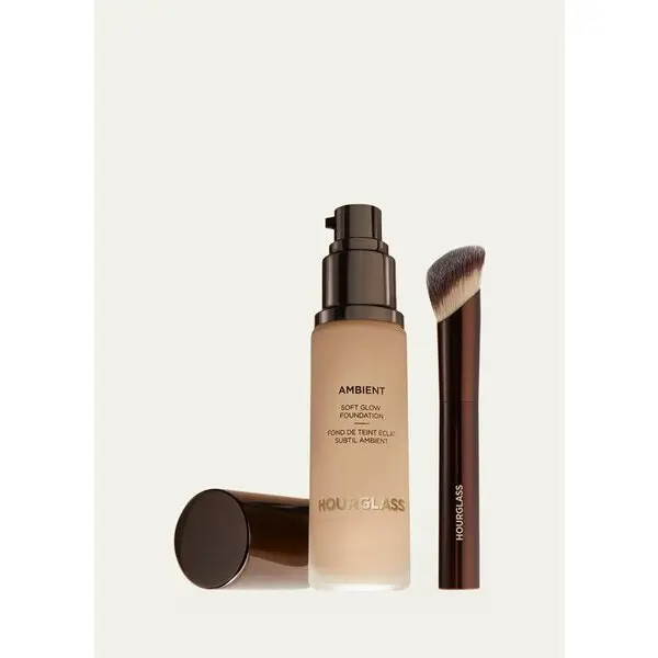 HOURGLASS Ambient Soft Glow Foundation Brush - Noclr