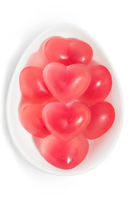 SUGARFINA Strawberry Hearts Set Of 4 Candy Cubes