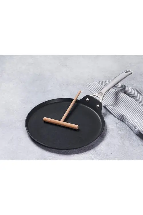 LE CREUSET Toughened Pro Nonstick Crepe Pan