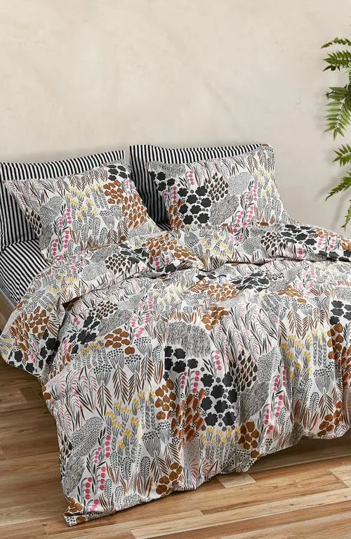 Marimekko Pieni Letto Comforter & Sham Set